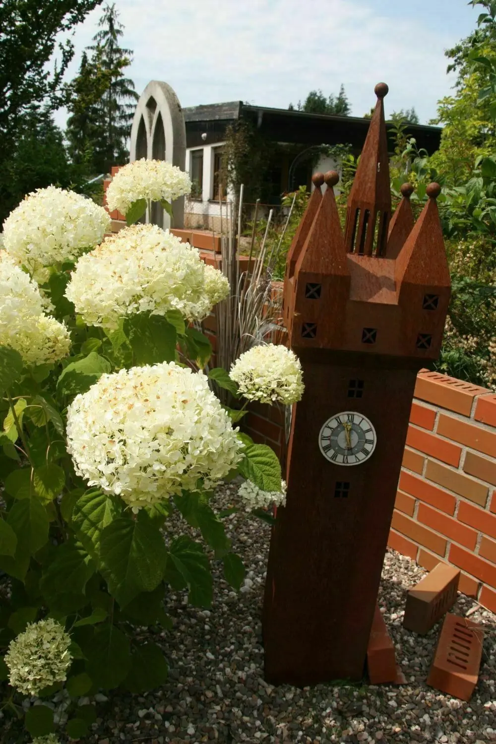 Garten in der Uckermark: Frühstück mit Seeadler in den Bergen vor Angermünde – private Idylle im ...