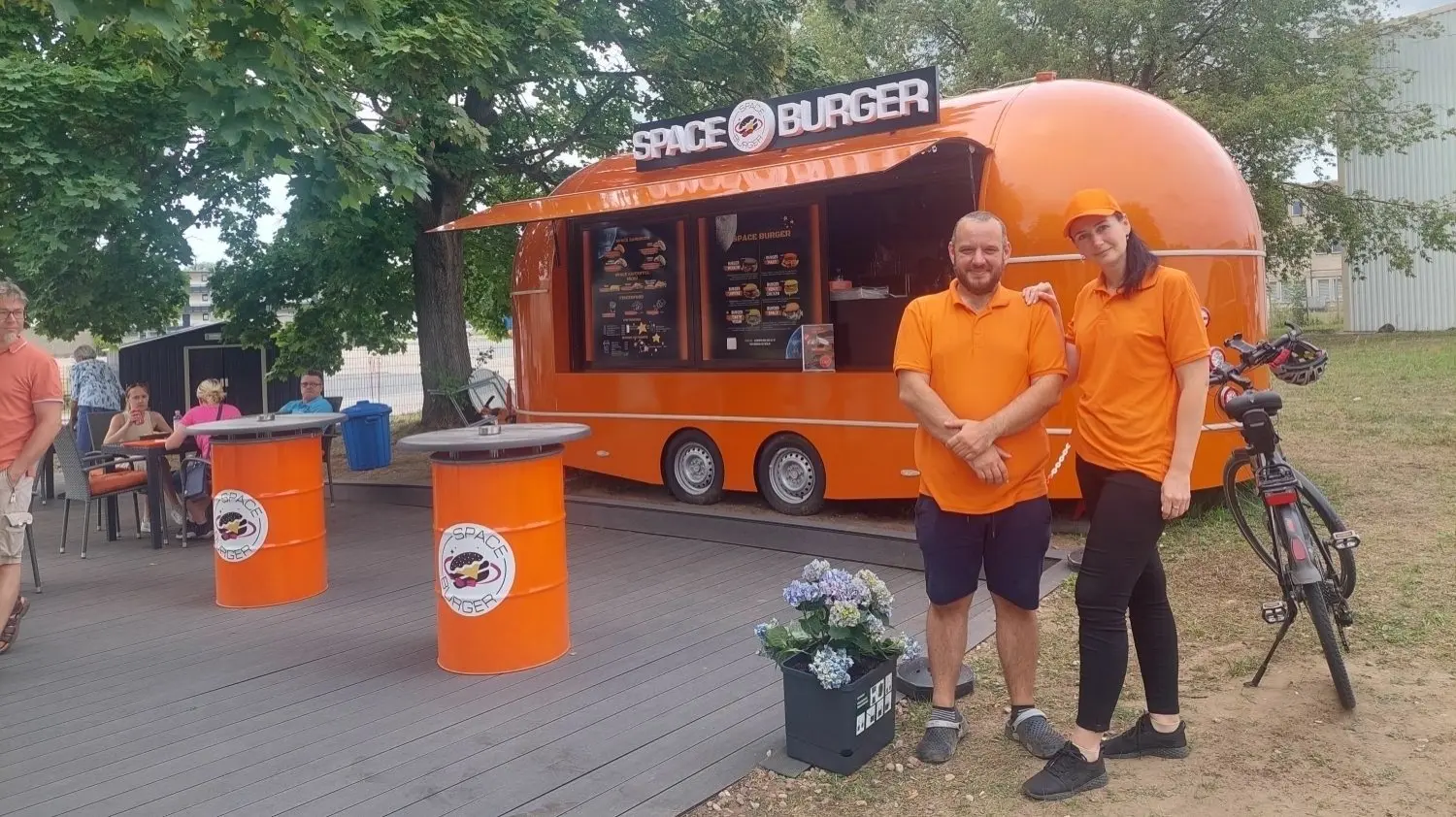 Essen in Bernau: Foodtruck für Burger eröffnet – Betreiber über ihre ...
