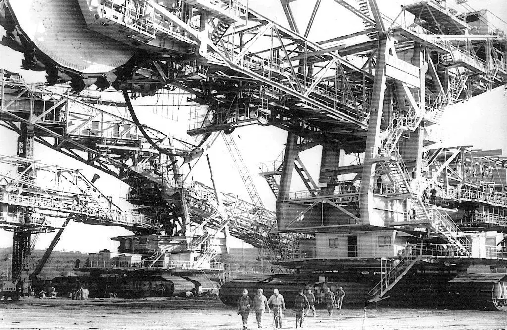 Schürer-Papier: Wie pleite war die DDR? | moz.de