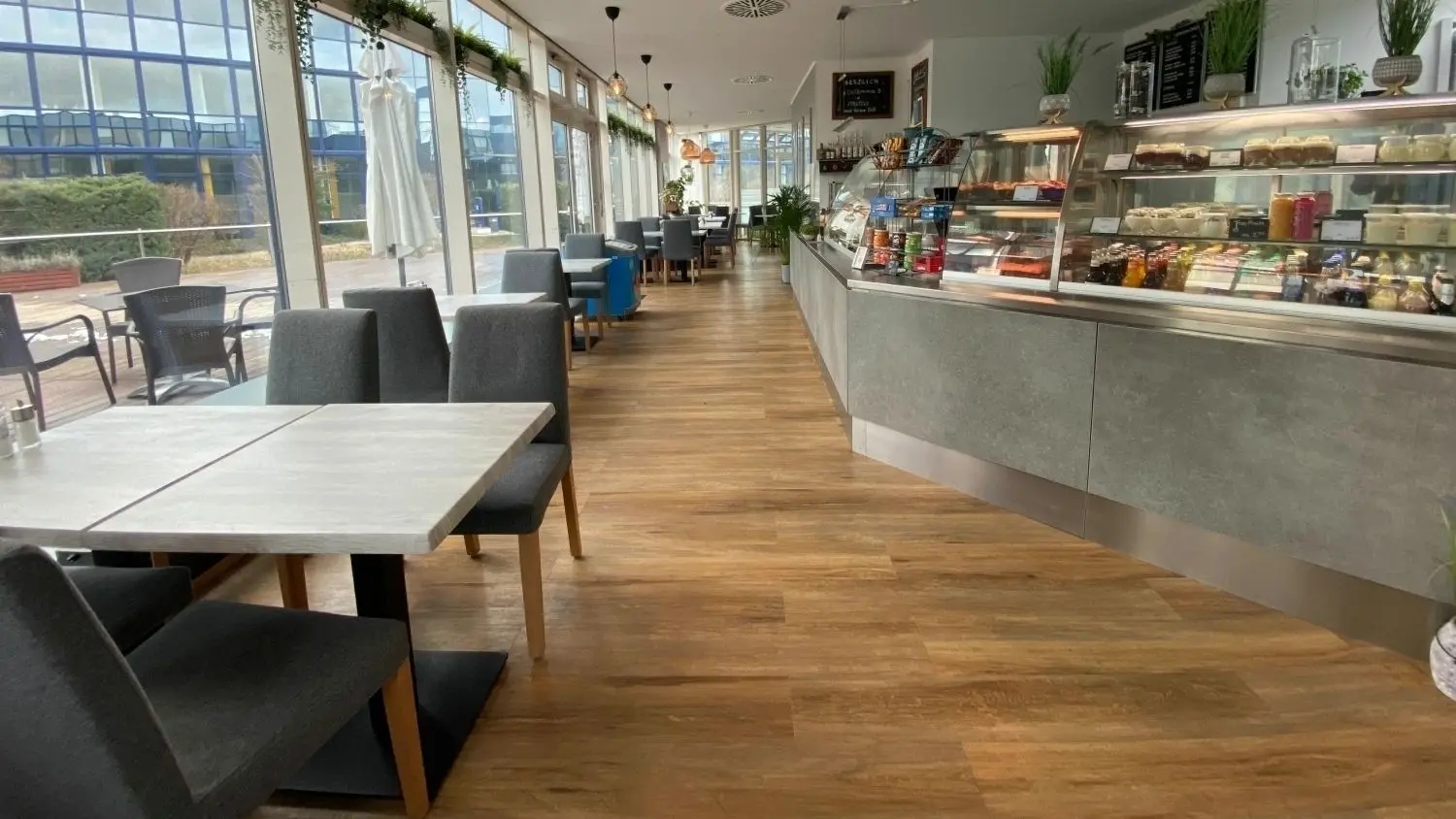 Ein Café in Hennigsdorf ohne Miete betreiben – wo das möglich ist | moz.de