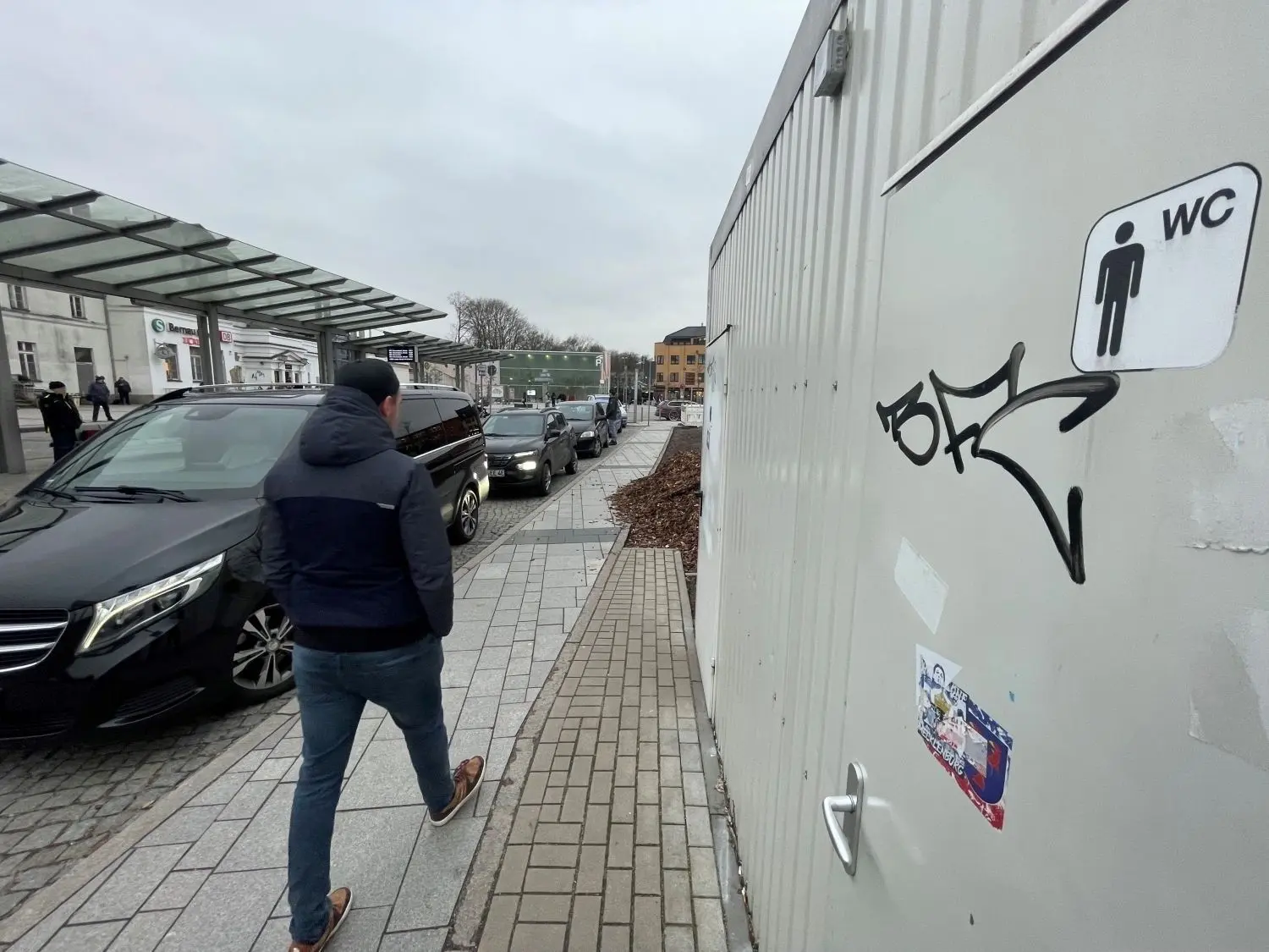 Zerstörte Toiletten: Problem-Klos in Bernau und Werneuchen – werden nun Kameras eingesetzt? | moz.de