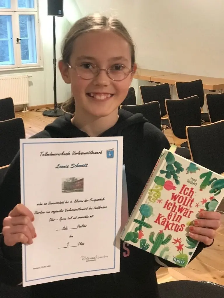 Stadtentscheid: Leonie Schmidt gewinnt den Vorlesewettbewerb | moz.de