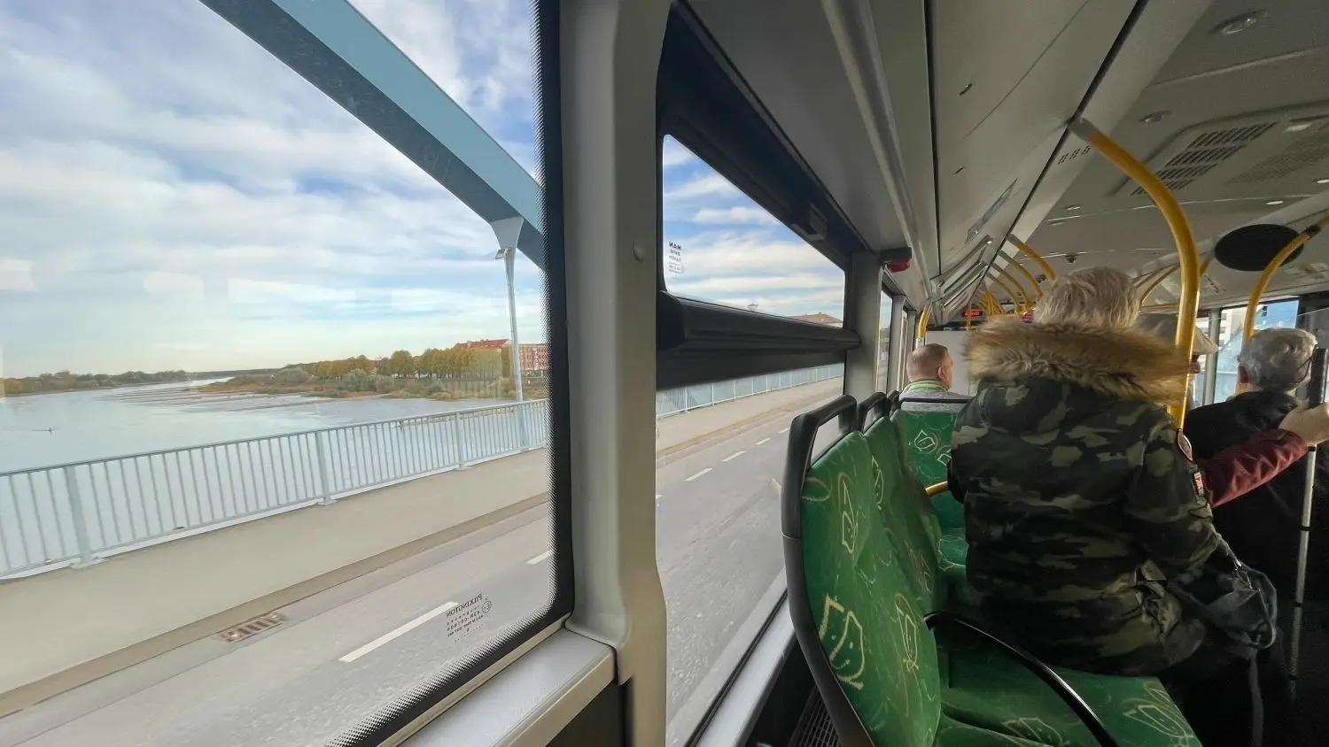 Linie 983 in Frankfurt (Oder): Per Bus nach Polen – pendeln trotz ...