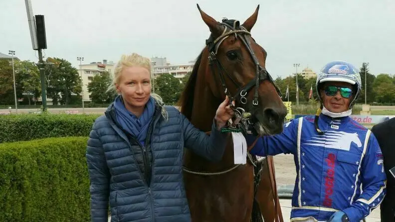 Derby Berlin Mariendorf: Liebe und Traumjob gefunden – Isabelle Bucher ...
