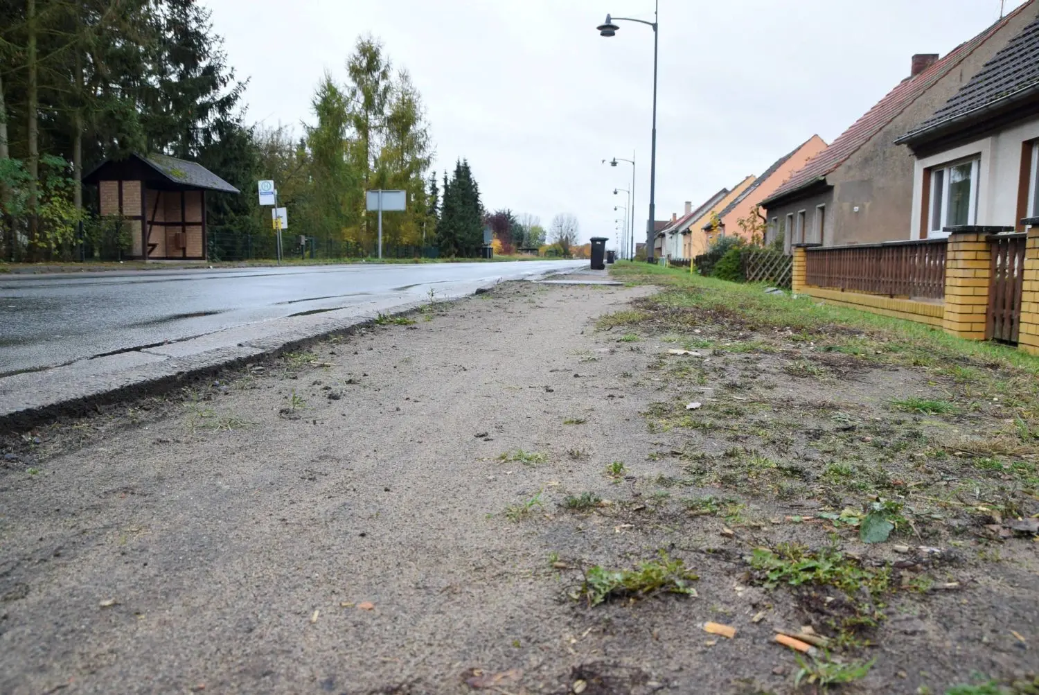 Straßenbau in Oberhavel: Warum das Pendeln zwischen Zehdenick und Gransee bald länger dauern ...