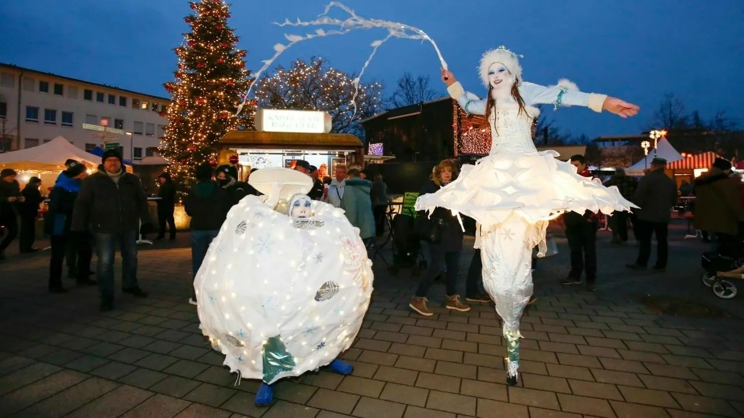 Weihnachtsmarkt 2023 in Hennigsdorf: Termin, Öffnungszeiten, Programm und Angebote | moz.de