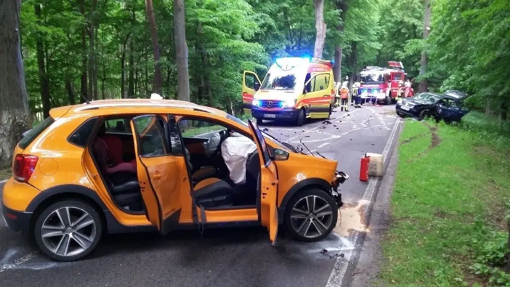 Sperrung: Schwerer Unfall auf der L23 bei Joachimsthal | moz.de