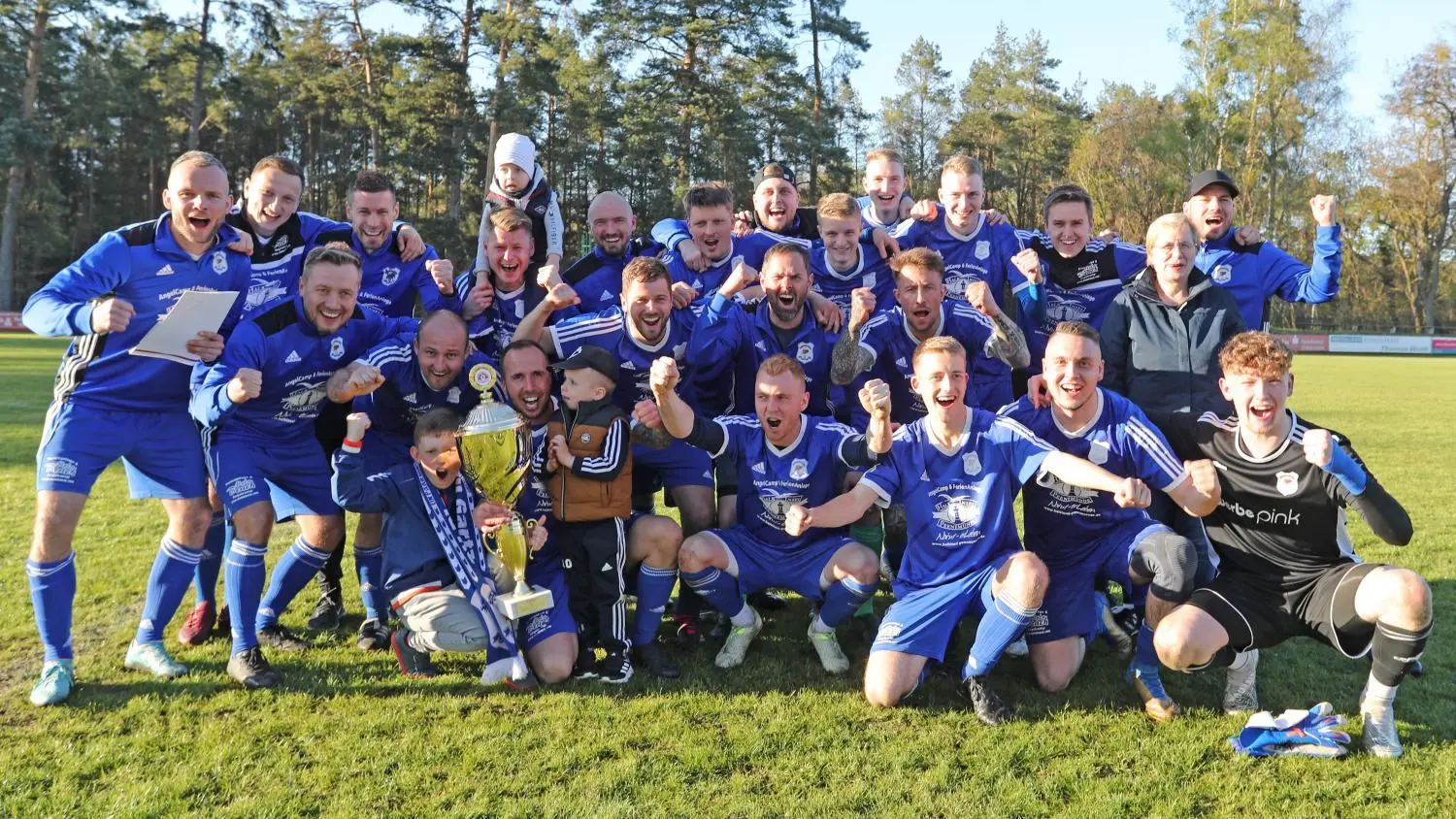 Fußball Brandenburg: Gartz gewinnt den Kreispokal – auf der AIDA knallt ...