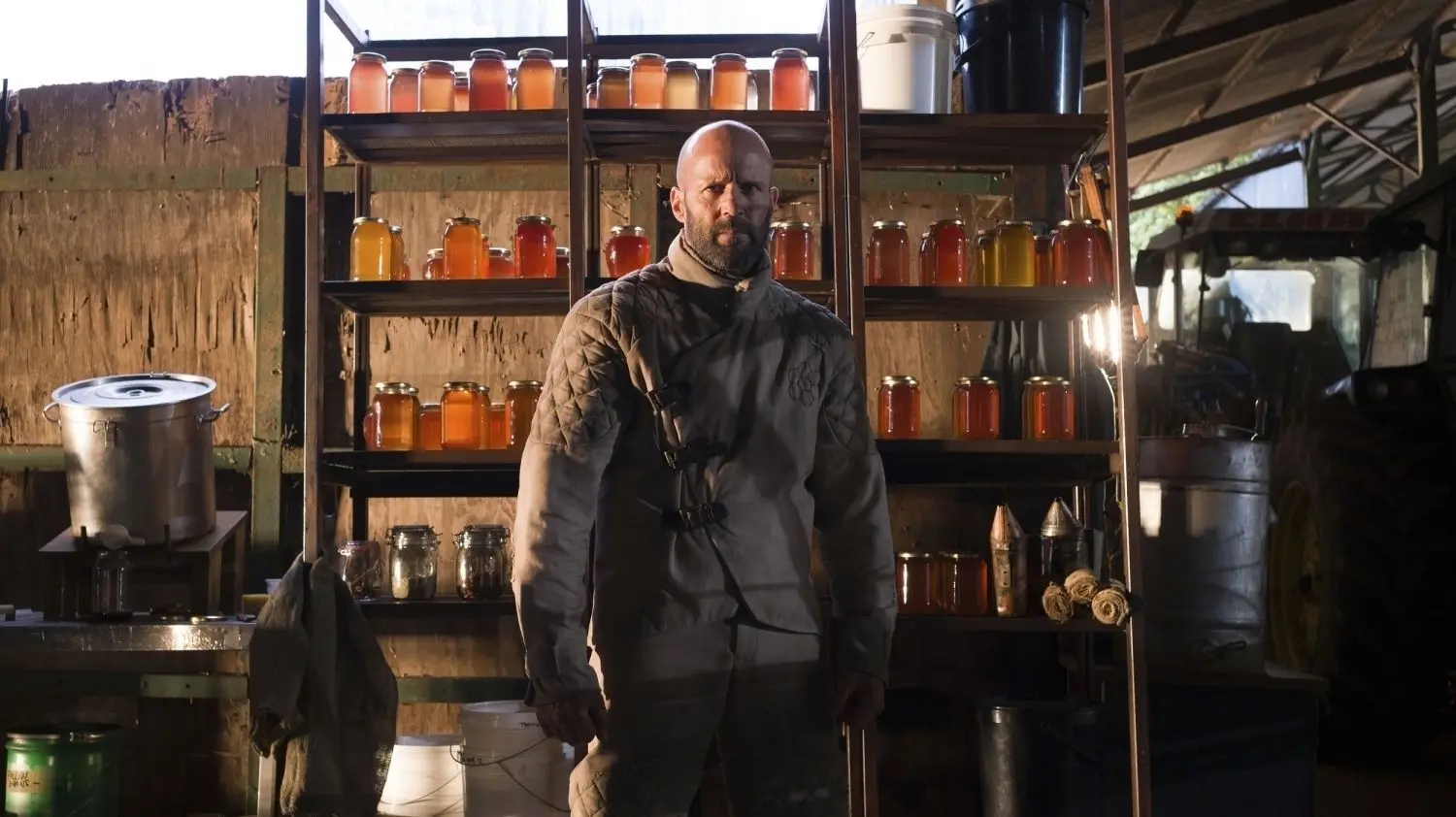 Film-Kritik: „The Beekeeper“ - Jason Statham sticht zu | moz.de