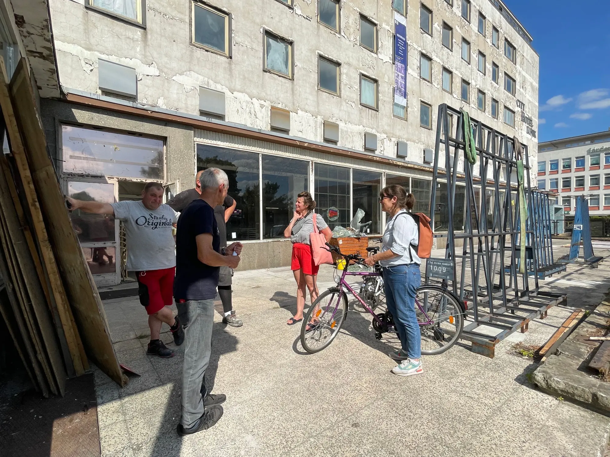 Stadtfest 2024 Eisenhüttenstadt: Hotel Lunik erhält ein besonderes ...